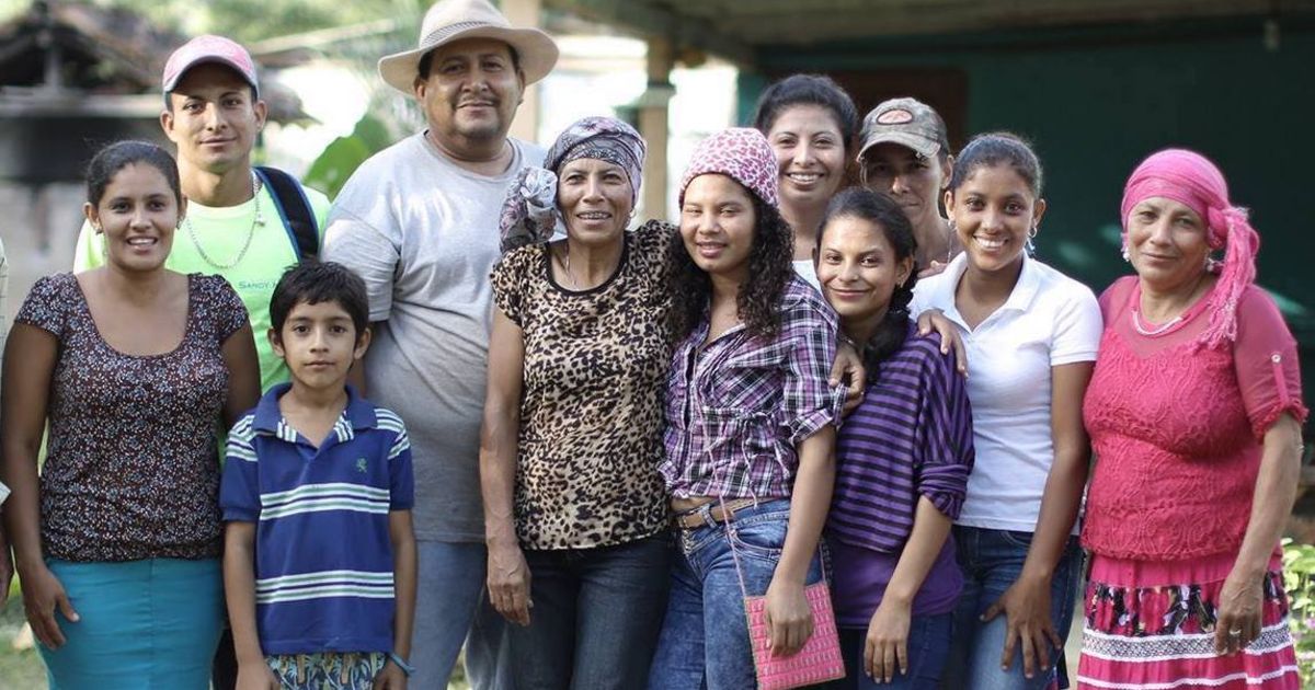 Nicaragua’s Sustainable Farm & Nutrition Kitchen by Cade Pia and Ron ...