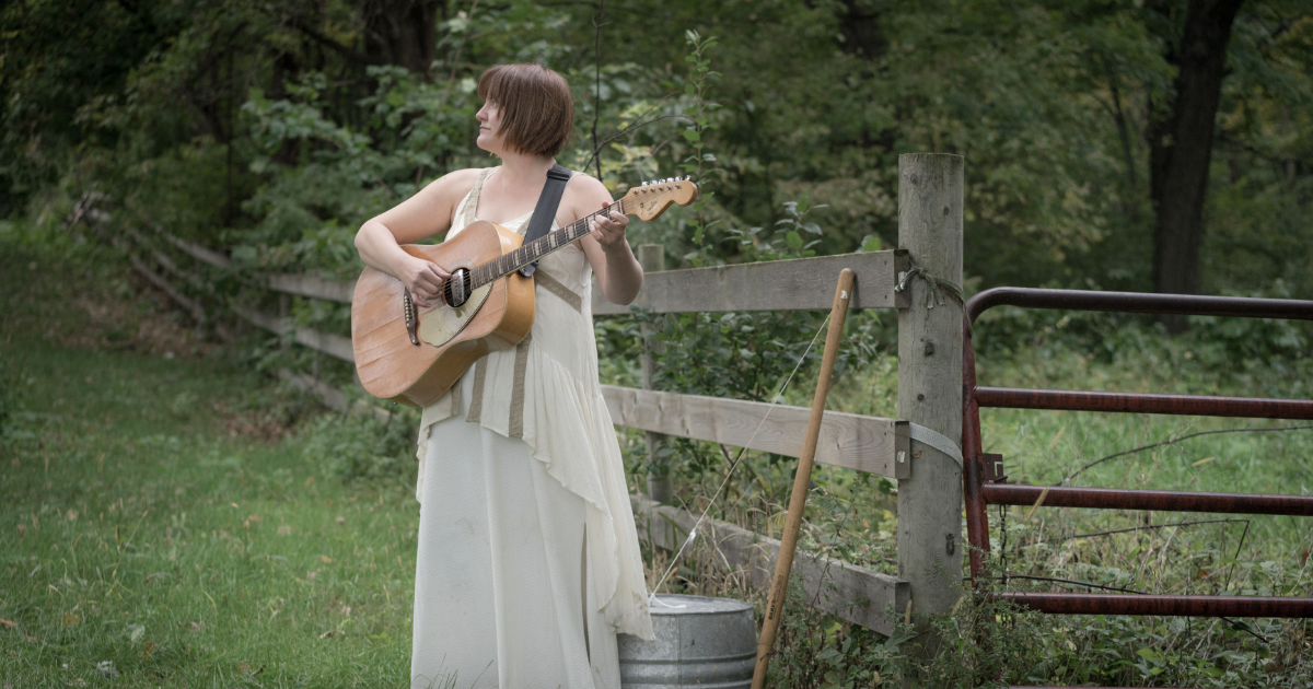 Amanda Standalone third Album by Amanda Nygard - Indiegogo