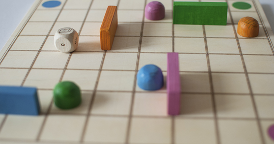 FOUR WALLS, a boardgame for all ages, handcrafted! by Patrick Moraras ...