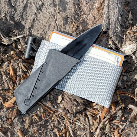 Minimalist Survival Wallet - Fire Everywhere by Jake Fuller - Indiegogo