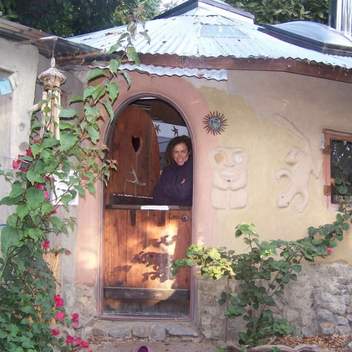 First LEGAL Cob Structure in Santa Cruz! by Claudine Desiree - Indiegogo
