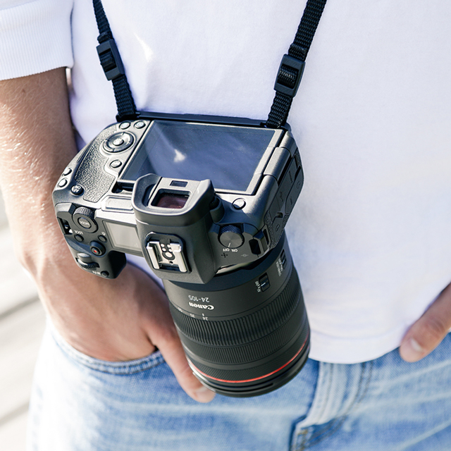 SPINN CP.02 - Camera carrying reimagined by SPINN.DESIGN - Indiegogo